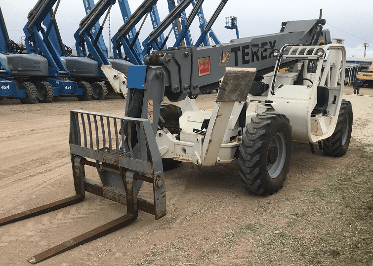 2005 Terex TH1056C Telehandler for sale | LL69068 | Lyon Lifts